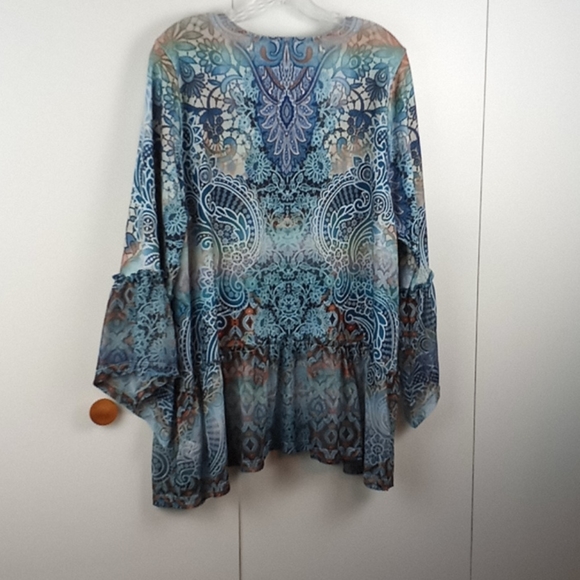 ONE WORLD | Tops | One World Womens Top | Poshmark